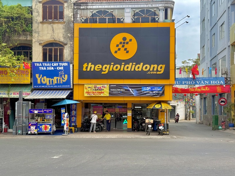 Thế Giới Di Động 820 Xô Viết Nghệ Tĩnh tại Thành phố Hồ Chí Minh ...